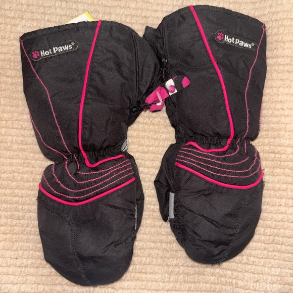 hot paws | Accessories | Hot Paws Black And Pink Mittens 46 Years ...